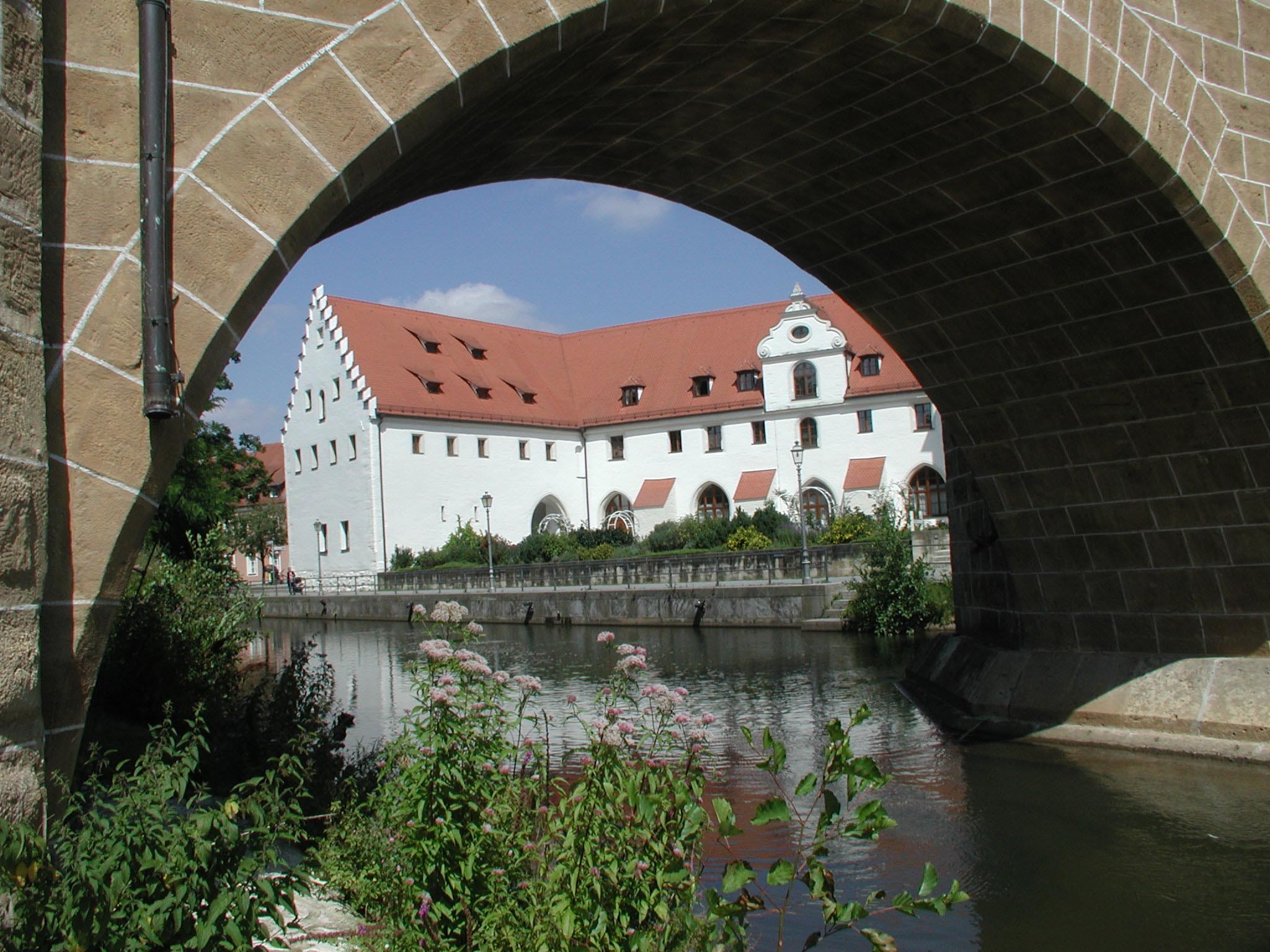 BAYERN - AMBERG - Kurfürstliches Schloss und Zeughaus - Branchen ...