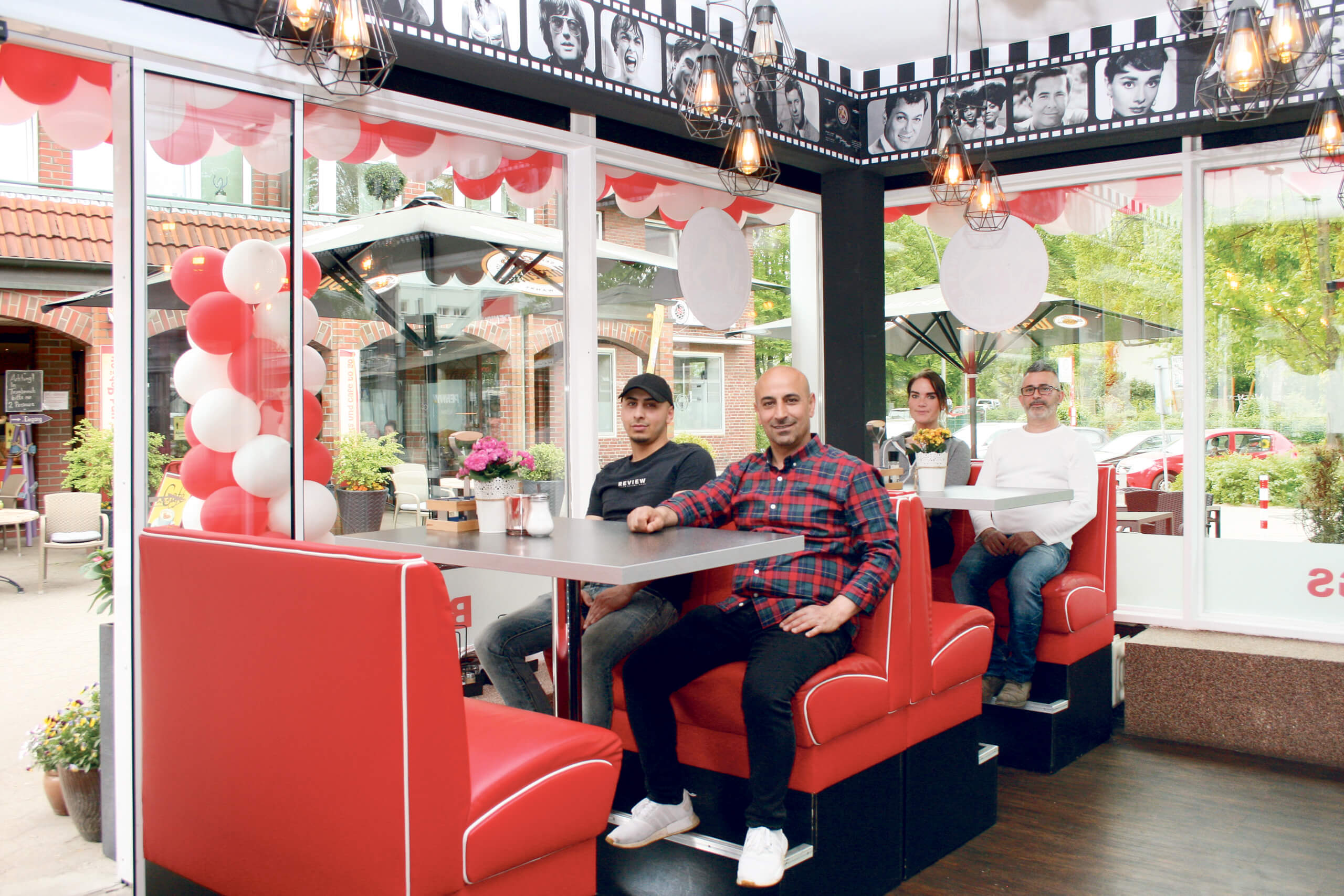 Aus Mavis ist eine Burger Lounge im Herzen von Rissen geworden - News ...