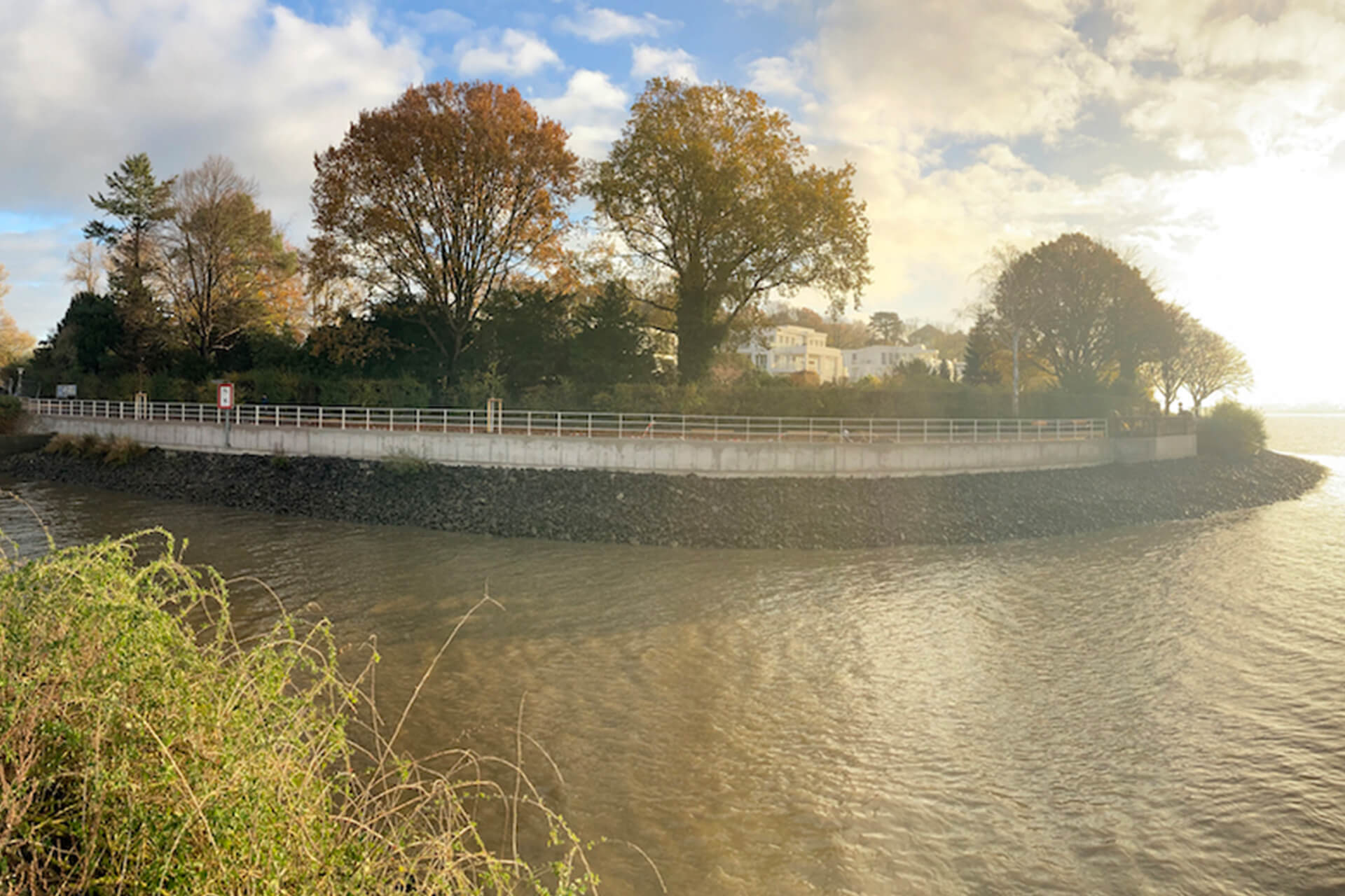 Elbwanderweg wird erneut am Hans-Leip-Ufer gesperrt - News - Der Rissener